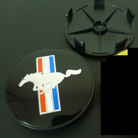 Ford Mustang | Accessories | Set Of 4 Ford Mustang Wheel Center Caps ...